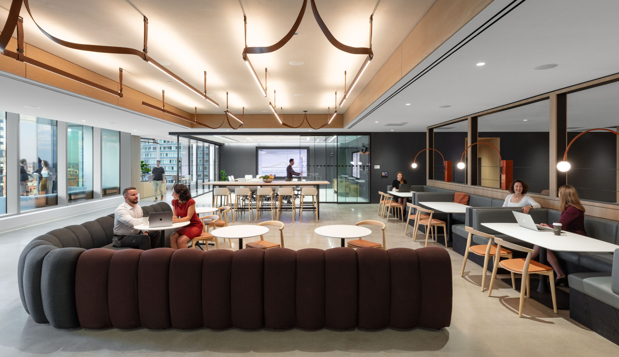 Financial Services Firm | Environments at Work